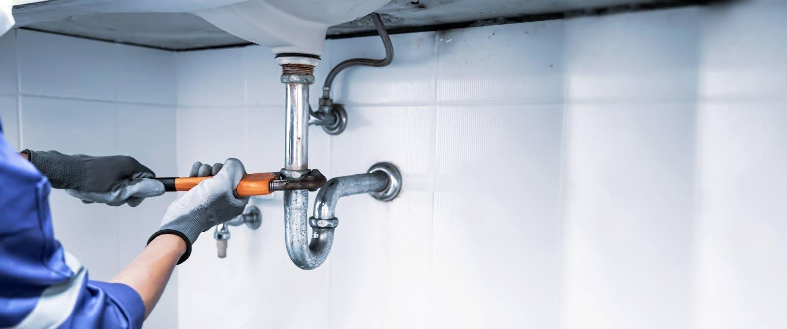 Key Differences Between Residential and Commercial Plumbing ...